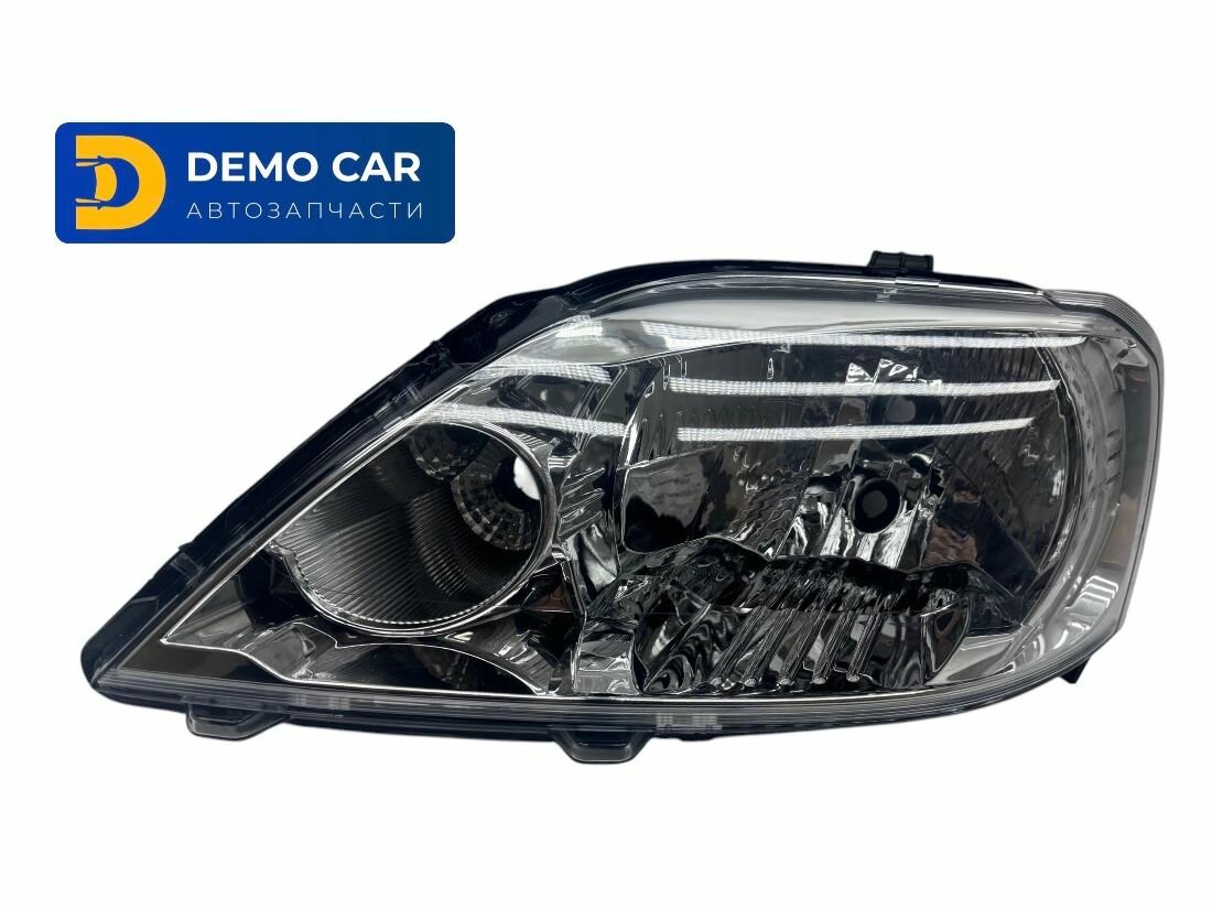 Фара левая для Renault Logan 1 2009-2014, повторитель ближе к решетке радиатора