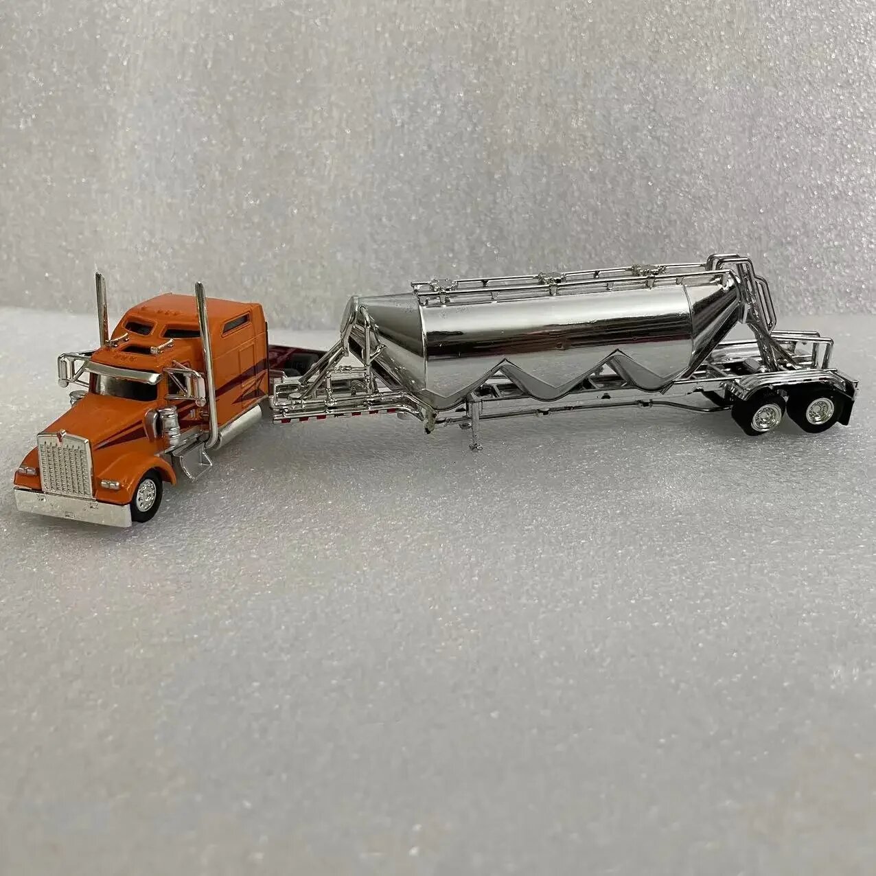 WELLY Kenworth W900 SC & FREIGHTUINER CASCADIA металлическая модель грузовика minor imperfectionsA