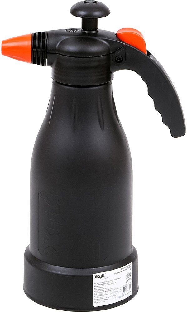 Опрыскиватель ручной с насосом Жук ОП-230 2л