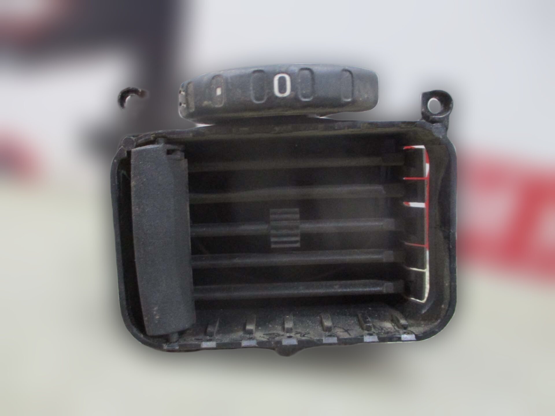 Дефлектор воздушный панели приборов слева Scania P, R, G