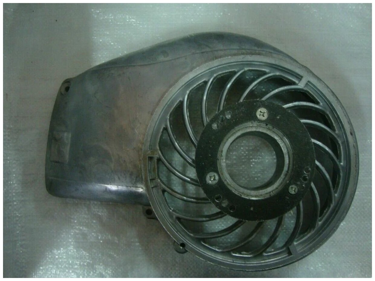 Улитка двигателя мотороллера Муравей под магнето