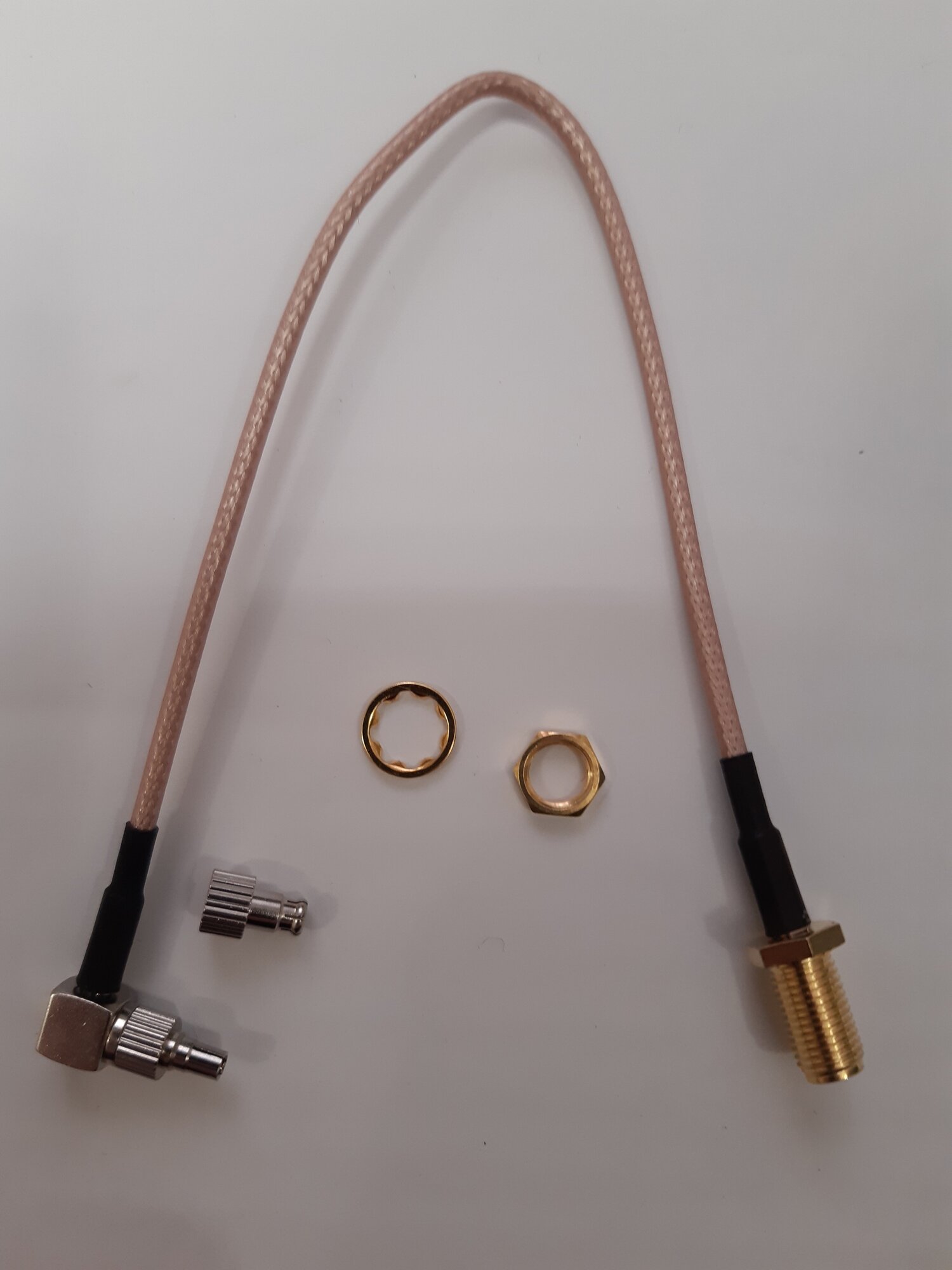 Пигтейл SMA мама - CRC9/TS9 угловой 2 разъема 15 см.