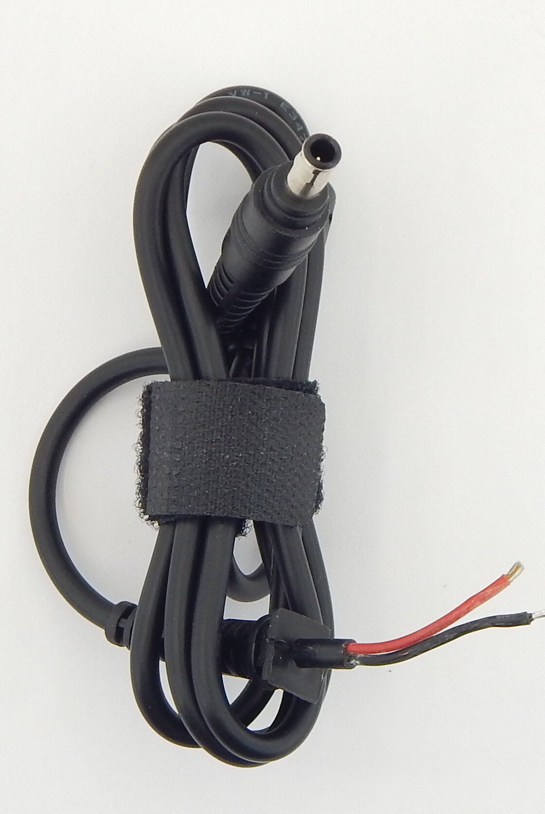 Провод питания AiTech, для ноутбука Samsung, 5.5x3.0x1.0, черный