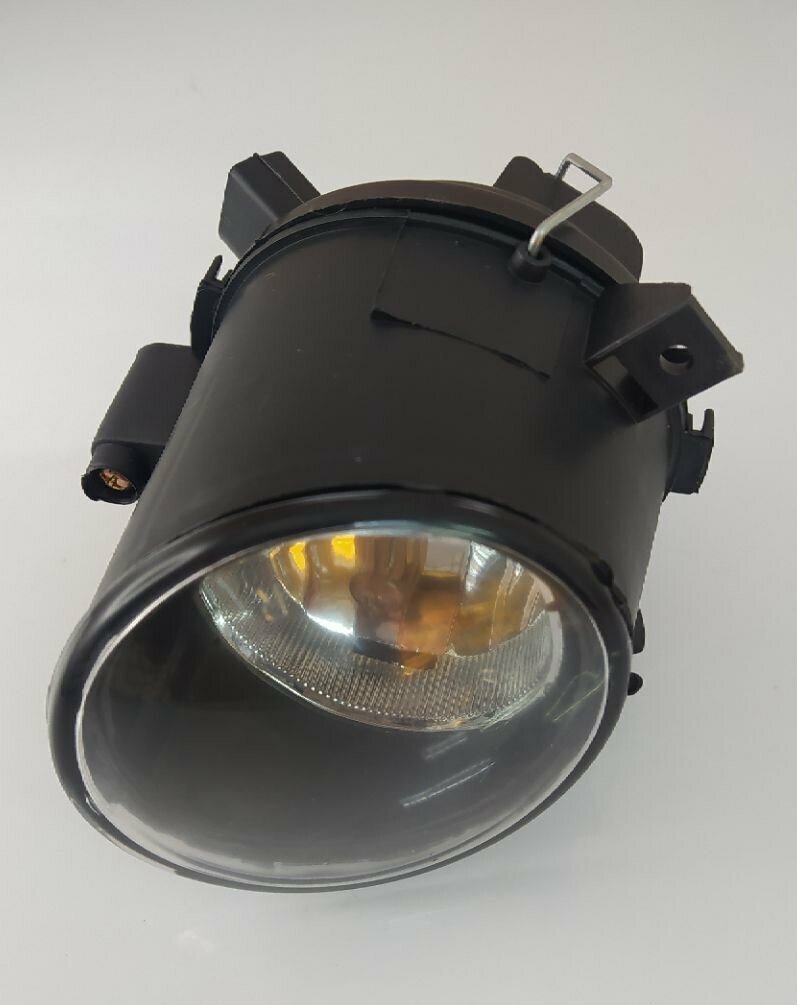 Фара противотуманная передняя правая M113732020 Chery