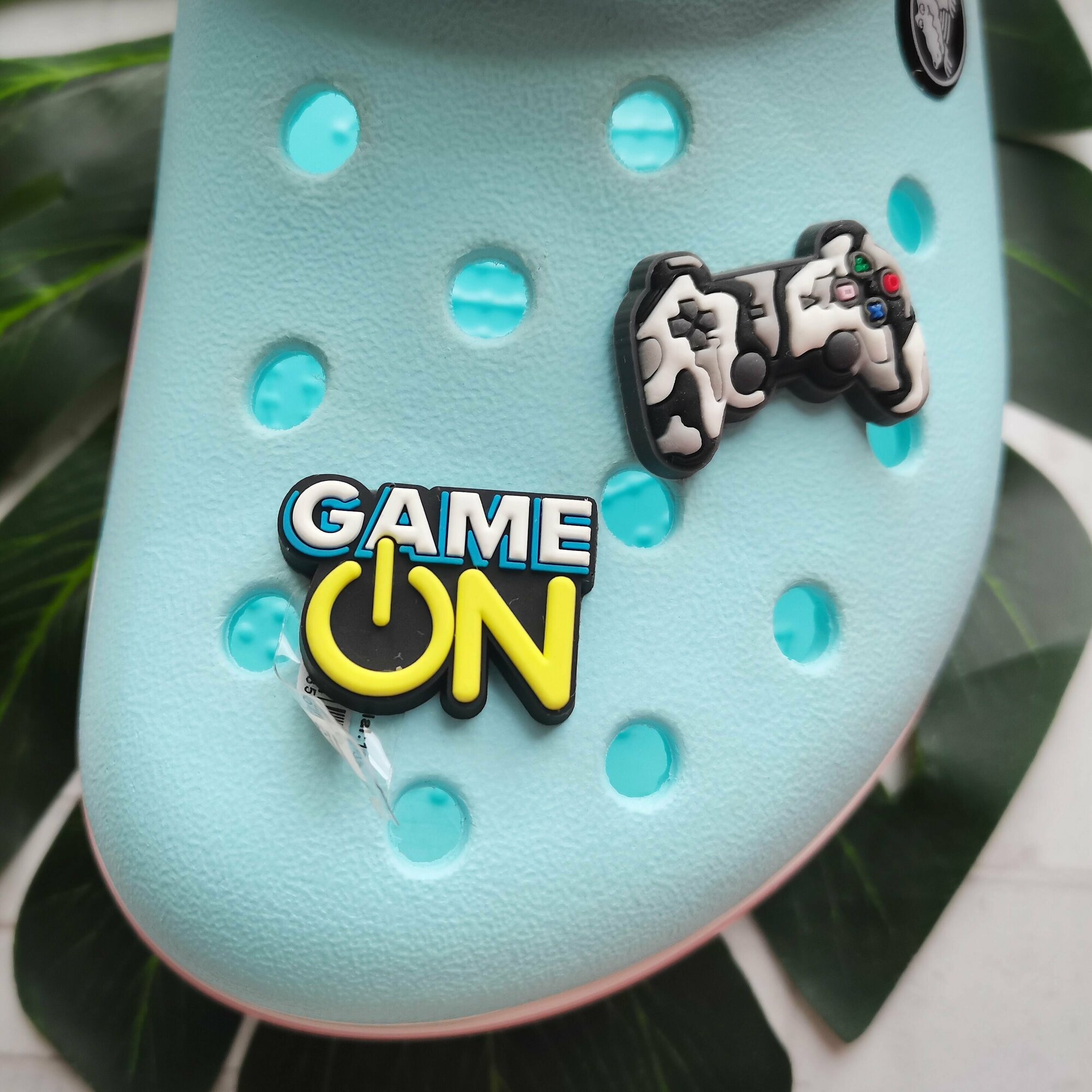 Джибитс на crocs компьютер геймер приставка для мальчиков