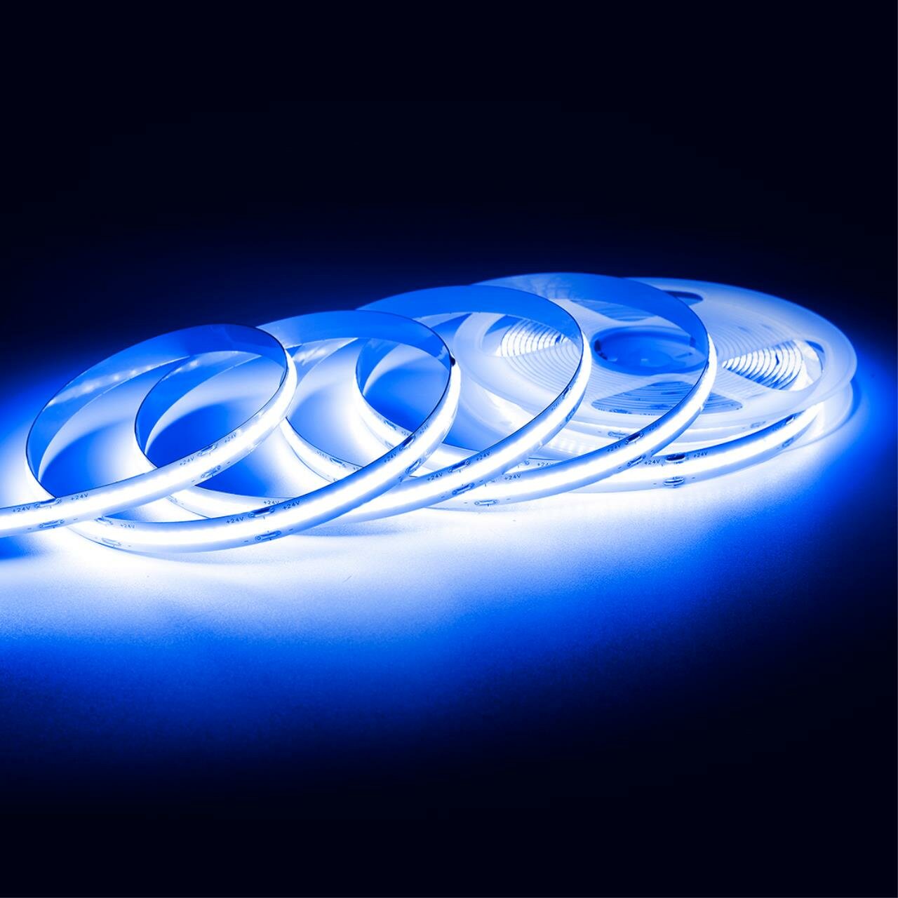 212ОО Общее освещение светодиодной лентой 3м, 24В, 14Вт м, COB, 512д м, IP20, син.