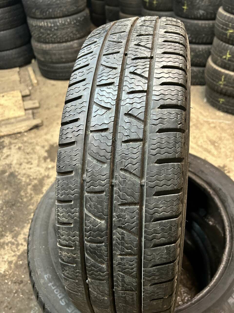 195/75 R16 107R Pirelli Winter Carrier остаток:5.5 мм год:2020 арт:c4595de7