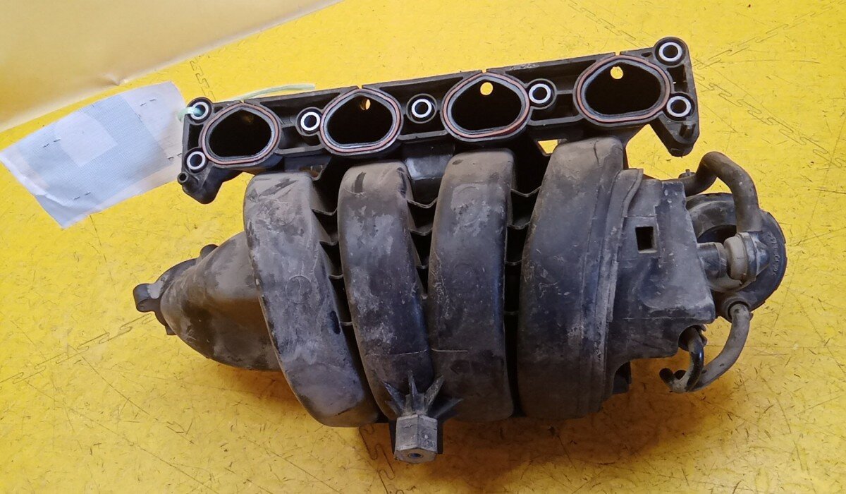 Коллектор впускной Cruze Chevrolet 55571535