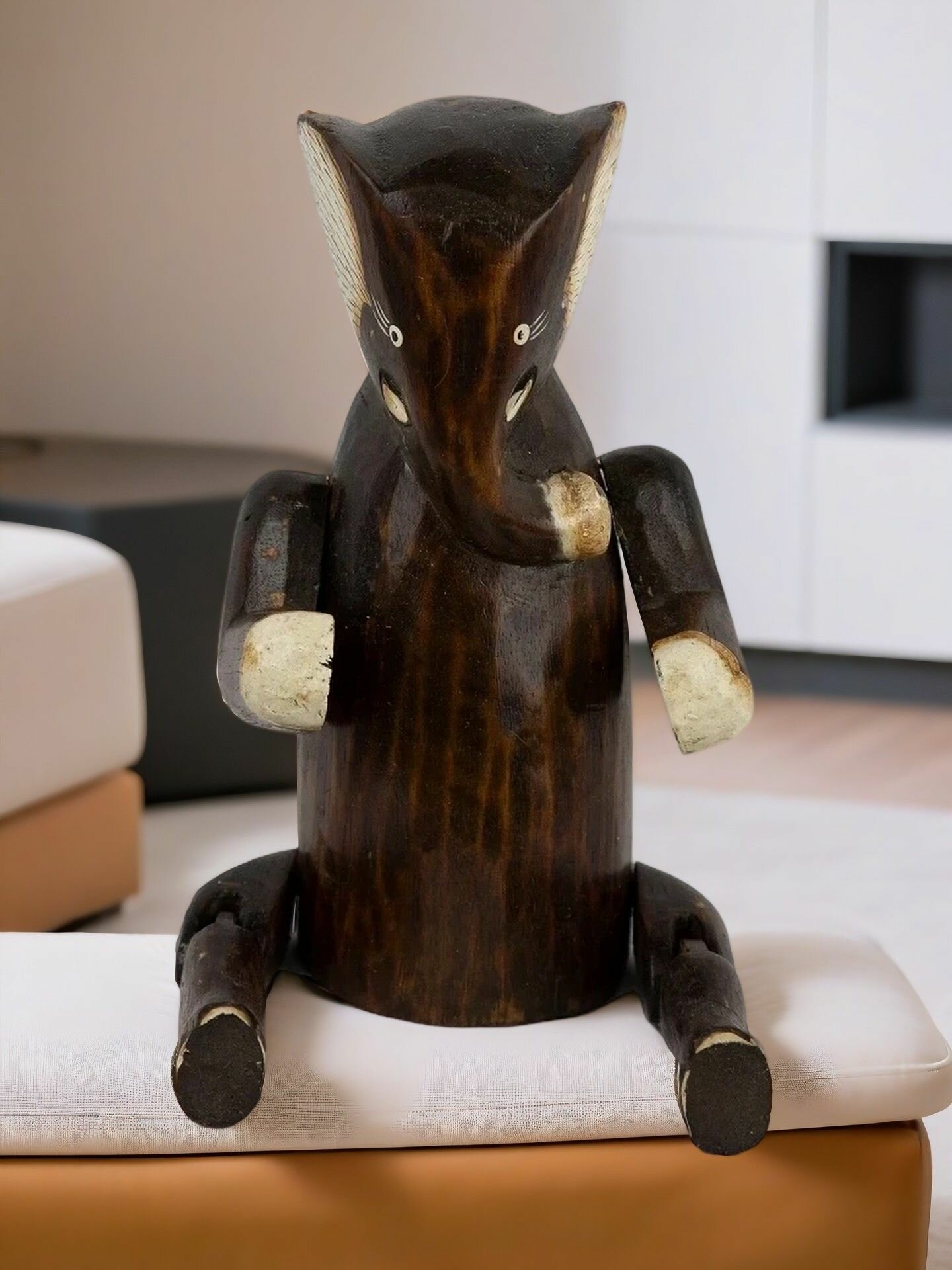 Статуэтка Слон, высота 17 ширина 12 , ручная работа, материал изготовления дерево