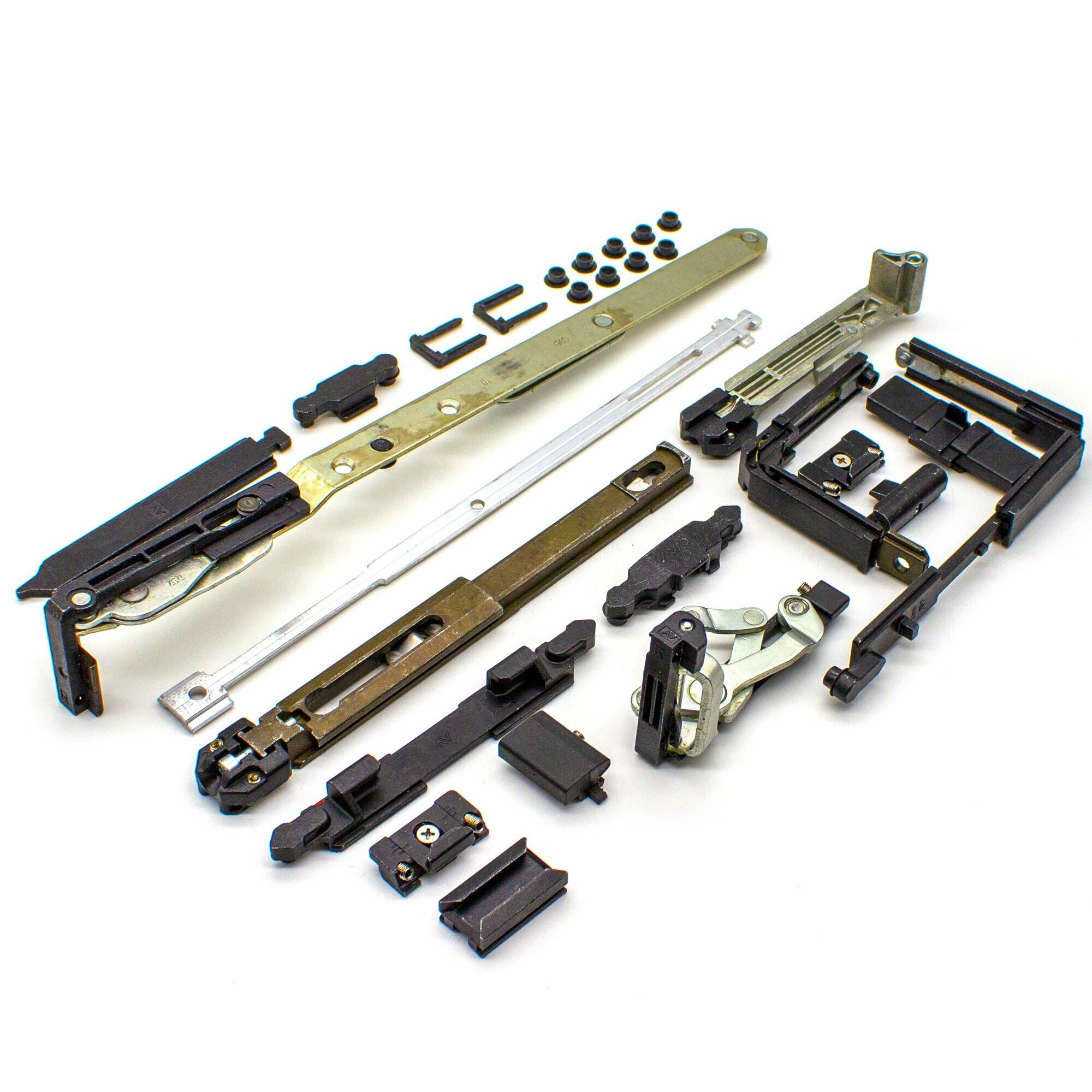 Комплект поворотно-откидного окна Savio Incanto, скрытые петли, европаз, стандартные ножницы, петли справа