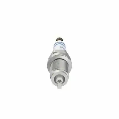 Свеча зажигания Audi A3 A4, VW Golf Jetta Passat Touran, Skoda Octavia 2.0FSI 02>