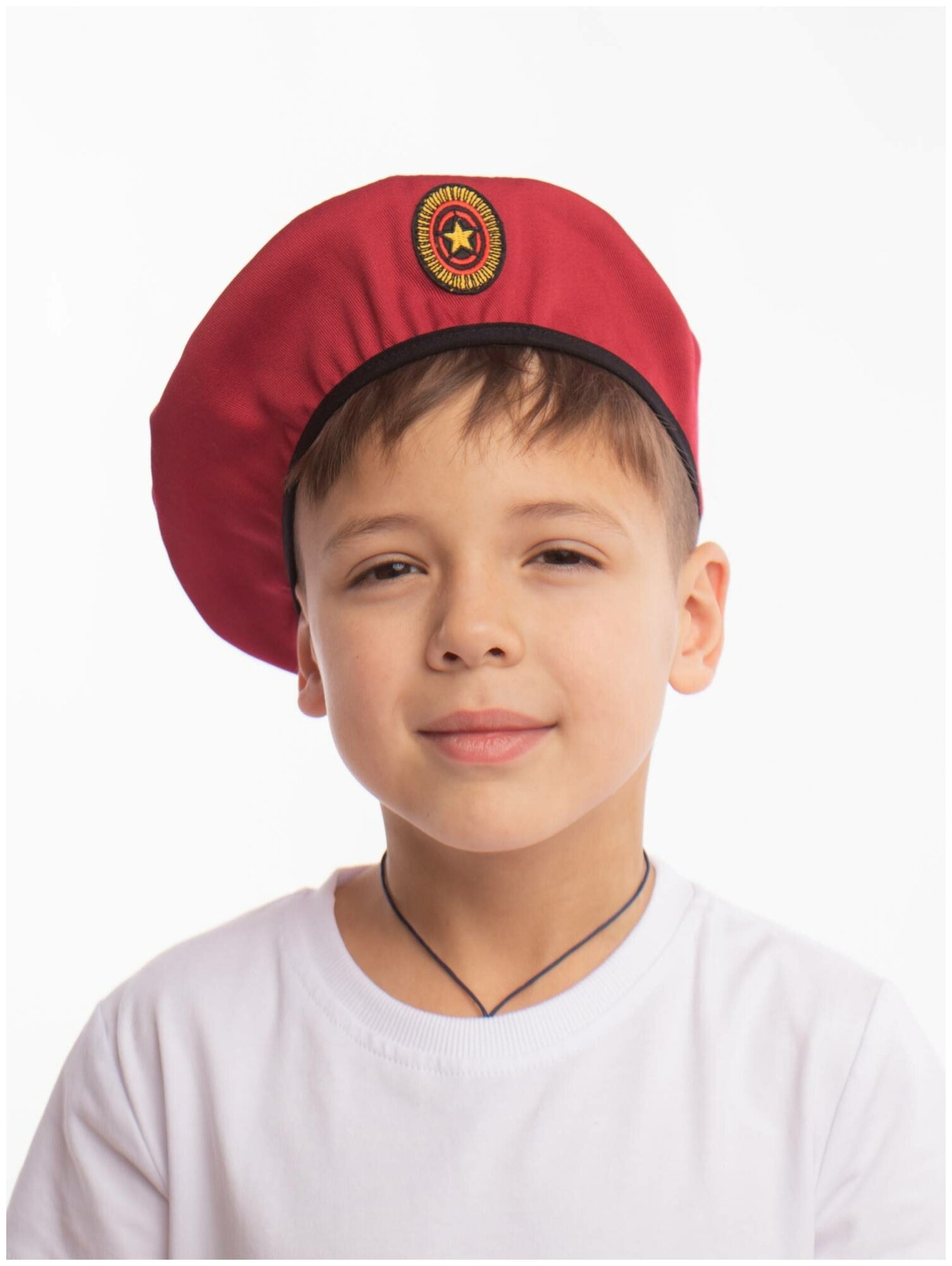 Берет пуговка