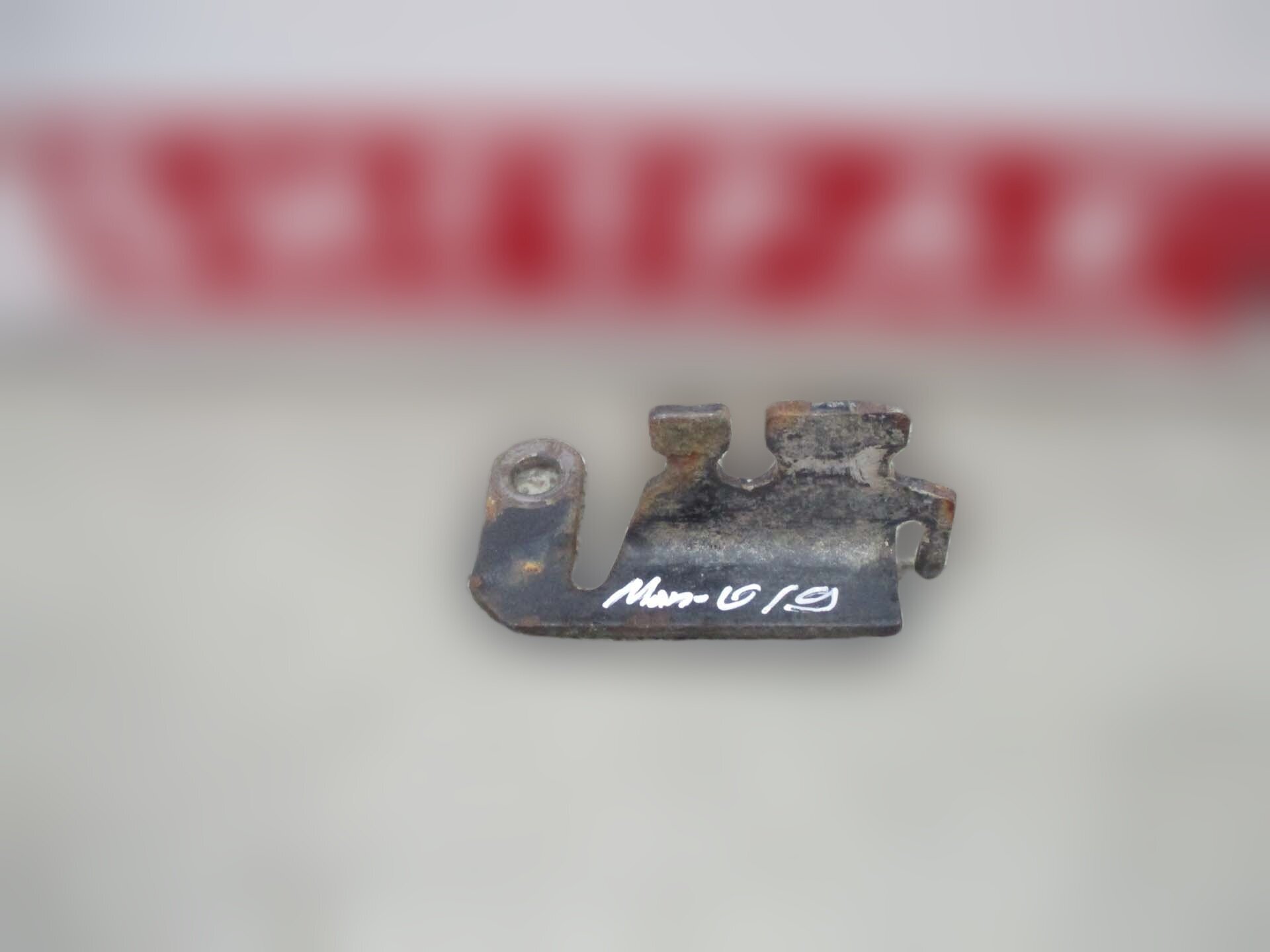 Кронштейн топливных трубок MAN TGA, TGX, TGS