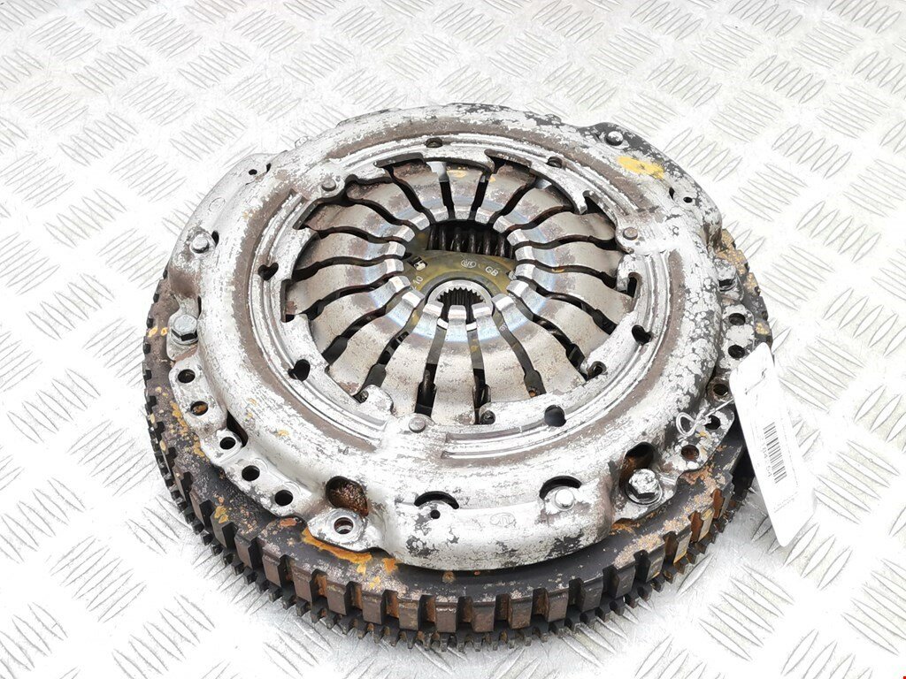 Маховик (демпфер сцепления) Renault Clio 3 8200214391 арт. 2184254