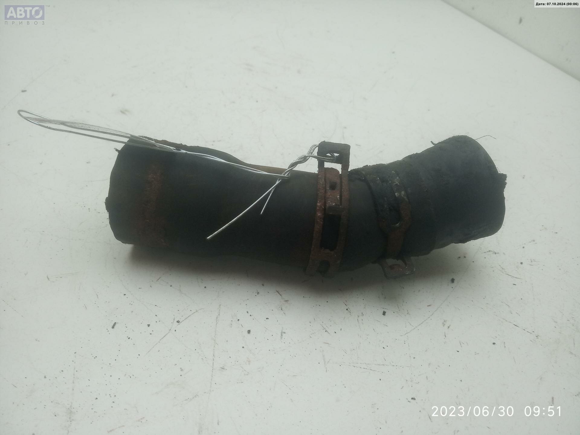 Патрубок Opel Vivaro A (2001-2014)