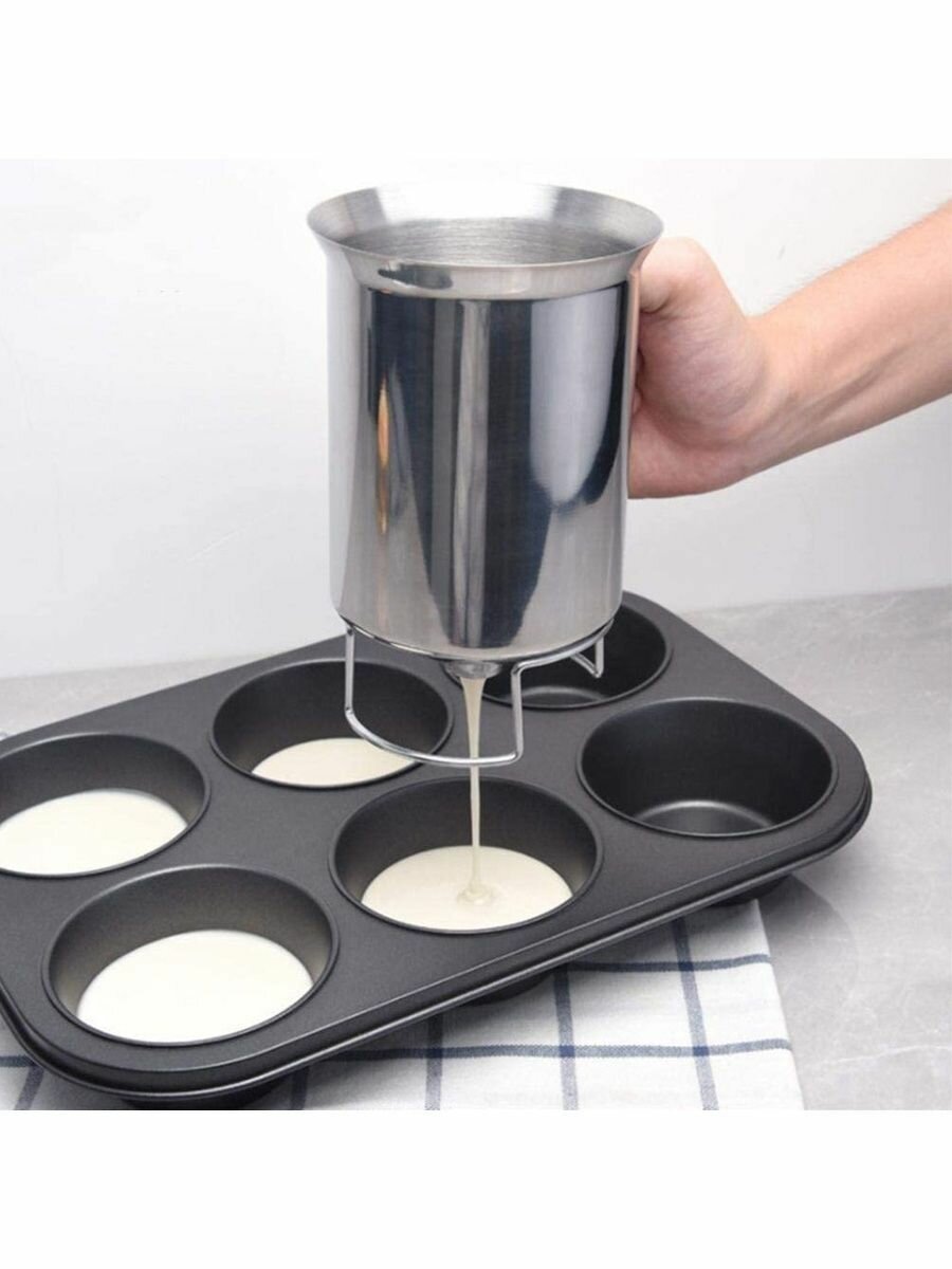 Дозатор, диспенсер для жидкого теста, для приготовления выпечки, а так же для приготовления блинов, кексов, маффинов, панкейков вафли и для кондитерских изделий. Воронка для выпечки. -hz