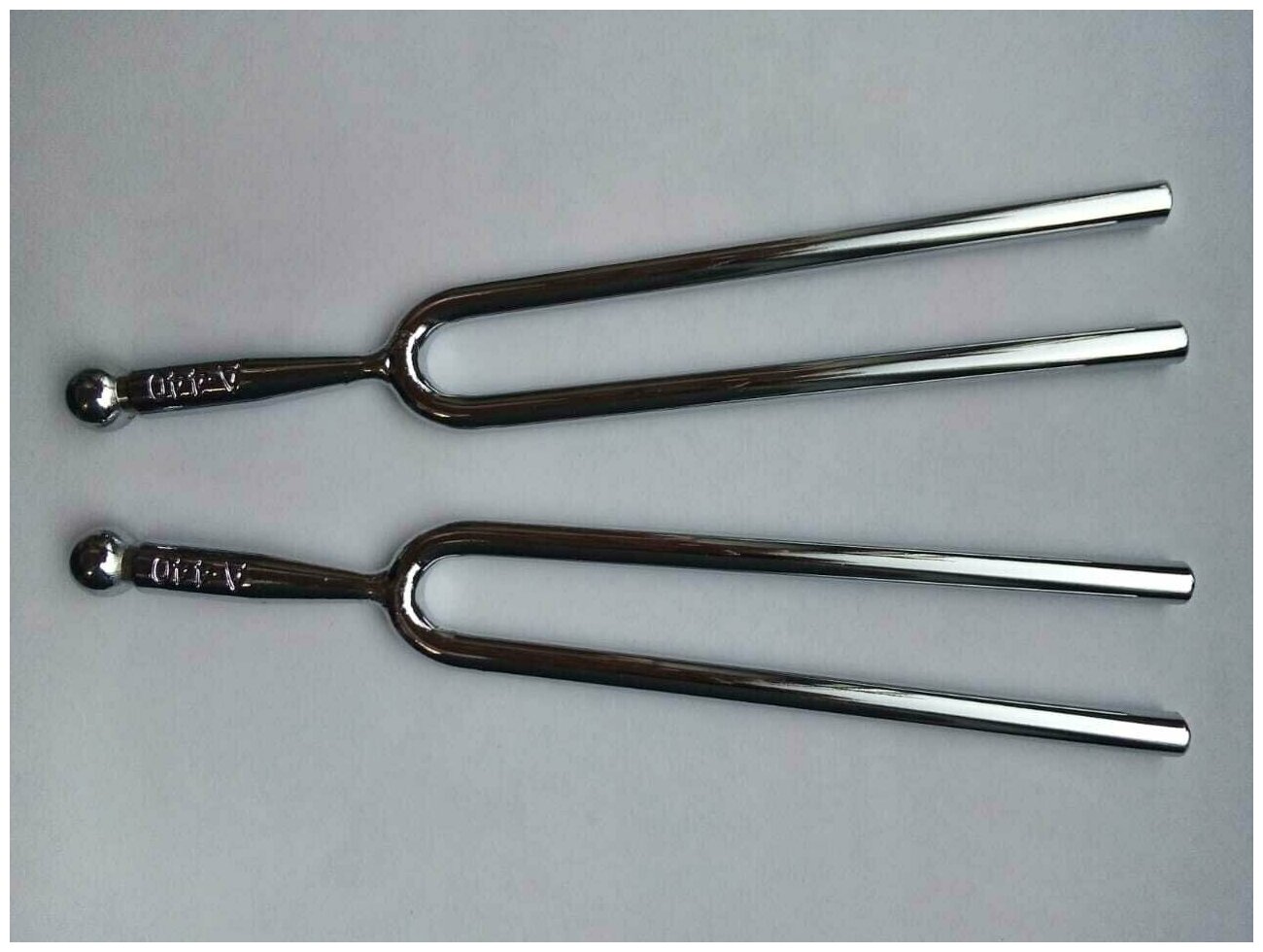 Камертон (2 шт в комплекте) вилочный "ЛЯ", диаметр 4,5 мм