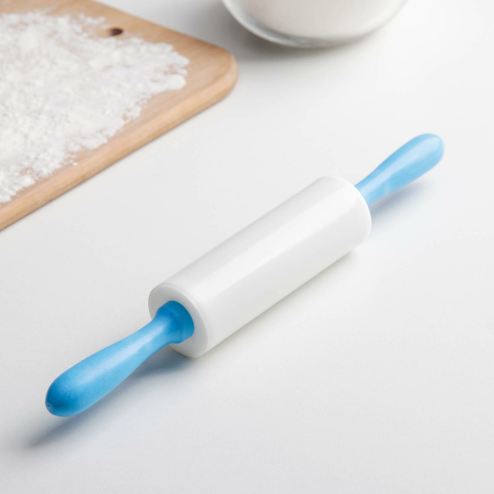 Скалка пластиковая малая 21см цвет микс, незаменимый помощник на кухне. 580402