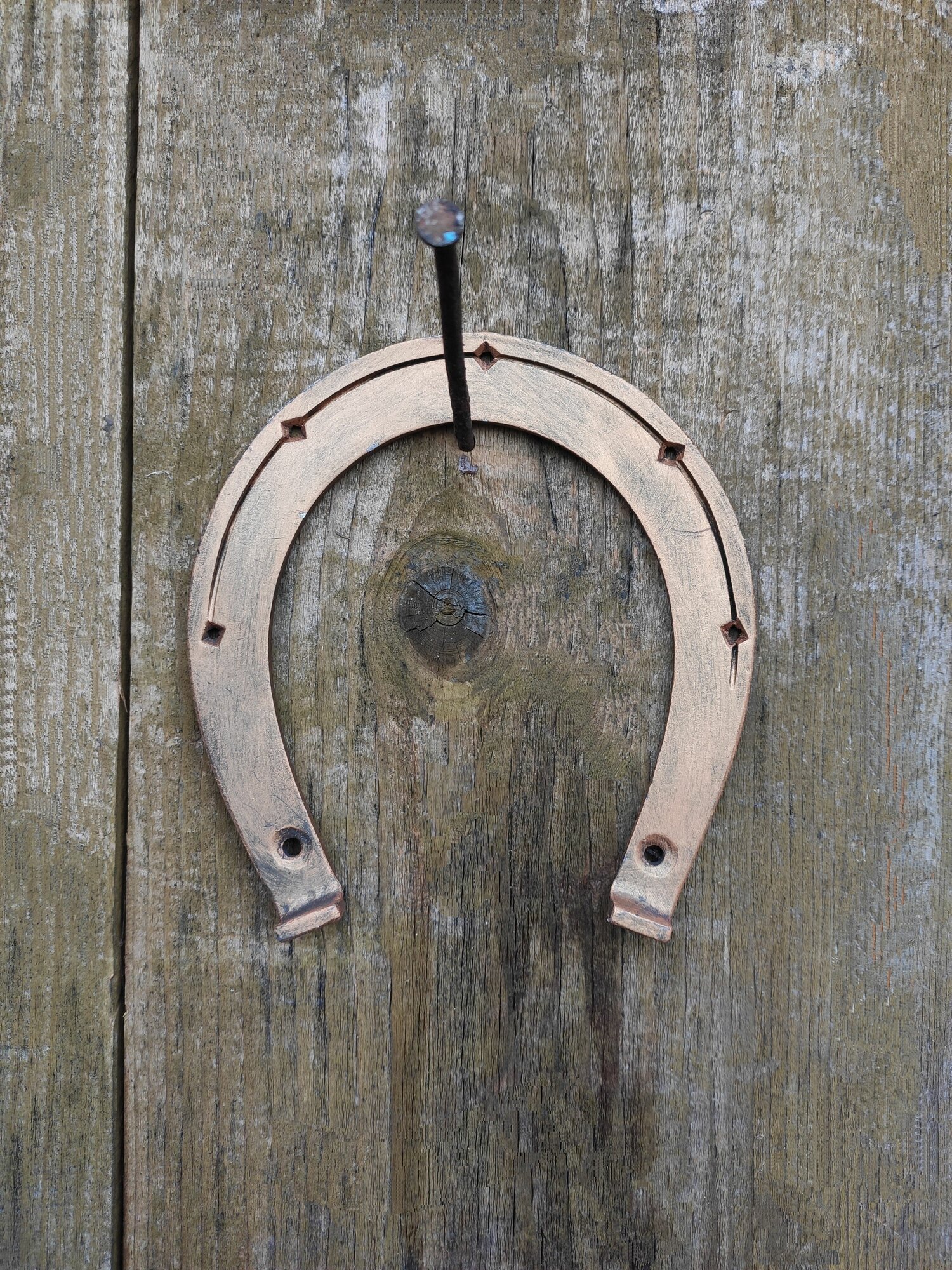 Подкова-оберег с отверстиями. Патина *Медь*