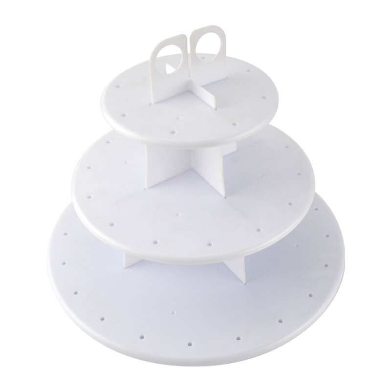 Стойка для отображения леденцов Стойка для тортов Трехярусная стеллаж для хранения Торговый стеллаж для снеков с ручкой Стойка для отображения десертов (Три яруса) из пластика Американского стиля с ценой 10-20 юаней