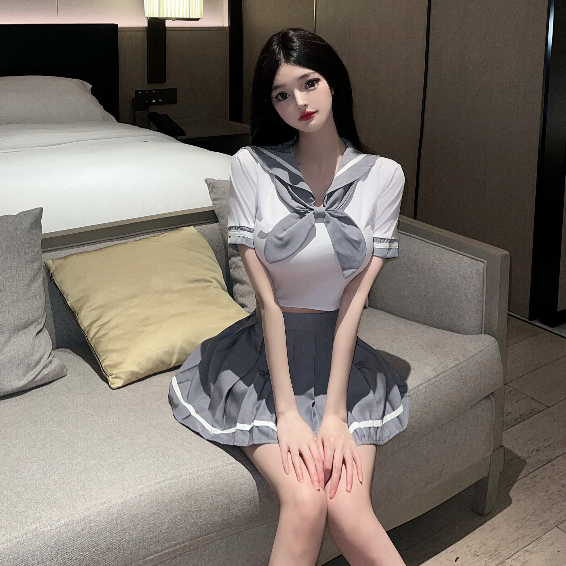 Сексуальное нижнее белье, школьная форма, соблазнительный, чистый, страстный ролевой стиль, японский стиль, костюм с водным мешком, милый боди школьницы, полный комплект. Белый и серый топ, галстук-бабочка, юбка и трусики.