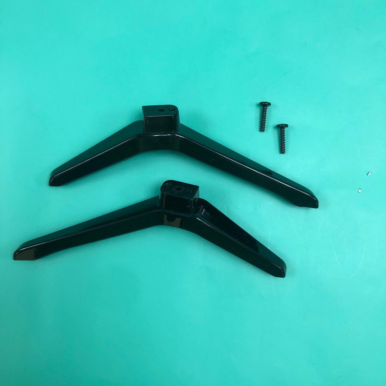 Ножки подставка SKYWORTN 32E20