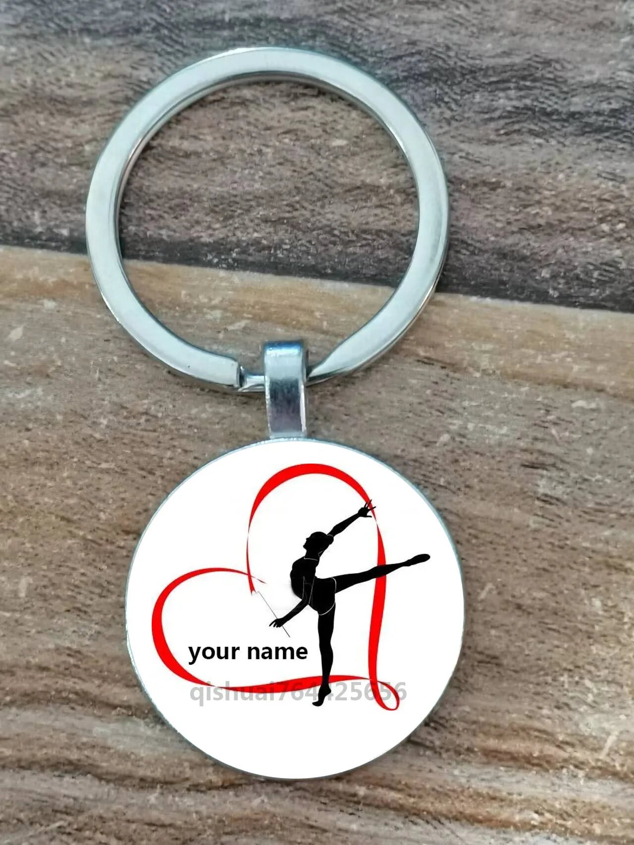 Именной гимнастический брелок из стекла 18