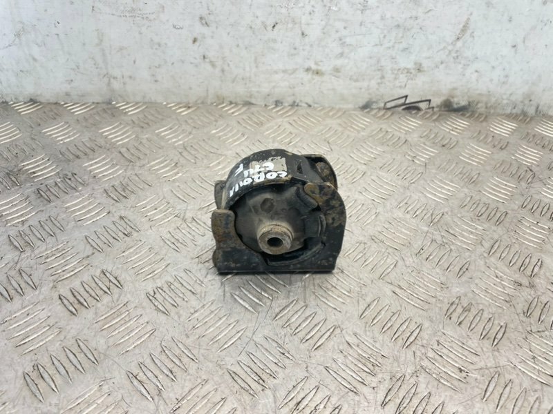 Б/У подушка двигателя toyota Corolla 2006 ZZE120 4ZZFE Перед. nприсутствуют трещины 58905 TOYOTA арт. 1236121010