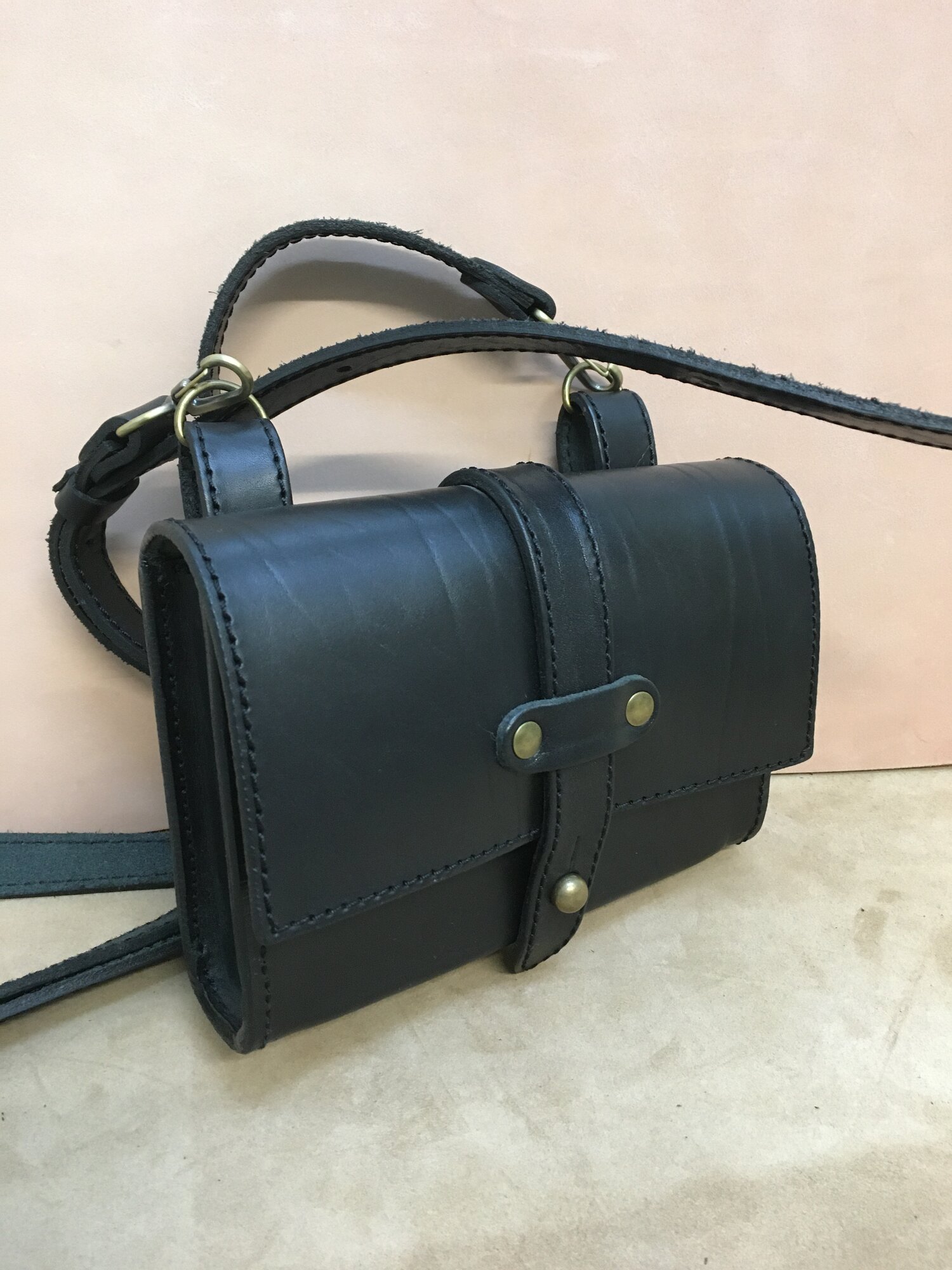 Сумка поясная