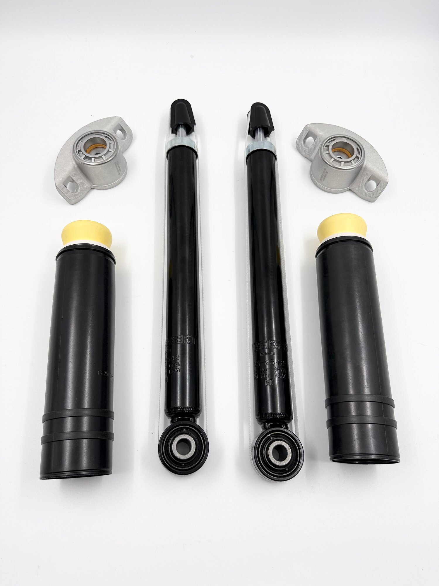 Амортизаторы задние Zekkert SG-2548 , для Chevrolet Cruze, Opel Astra J, опоры и пыльники с отбойниками, к-кт.