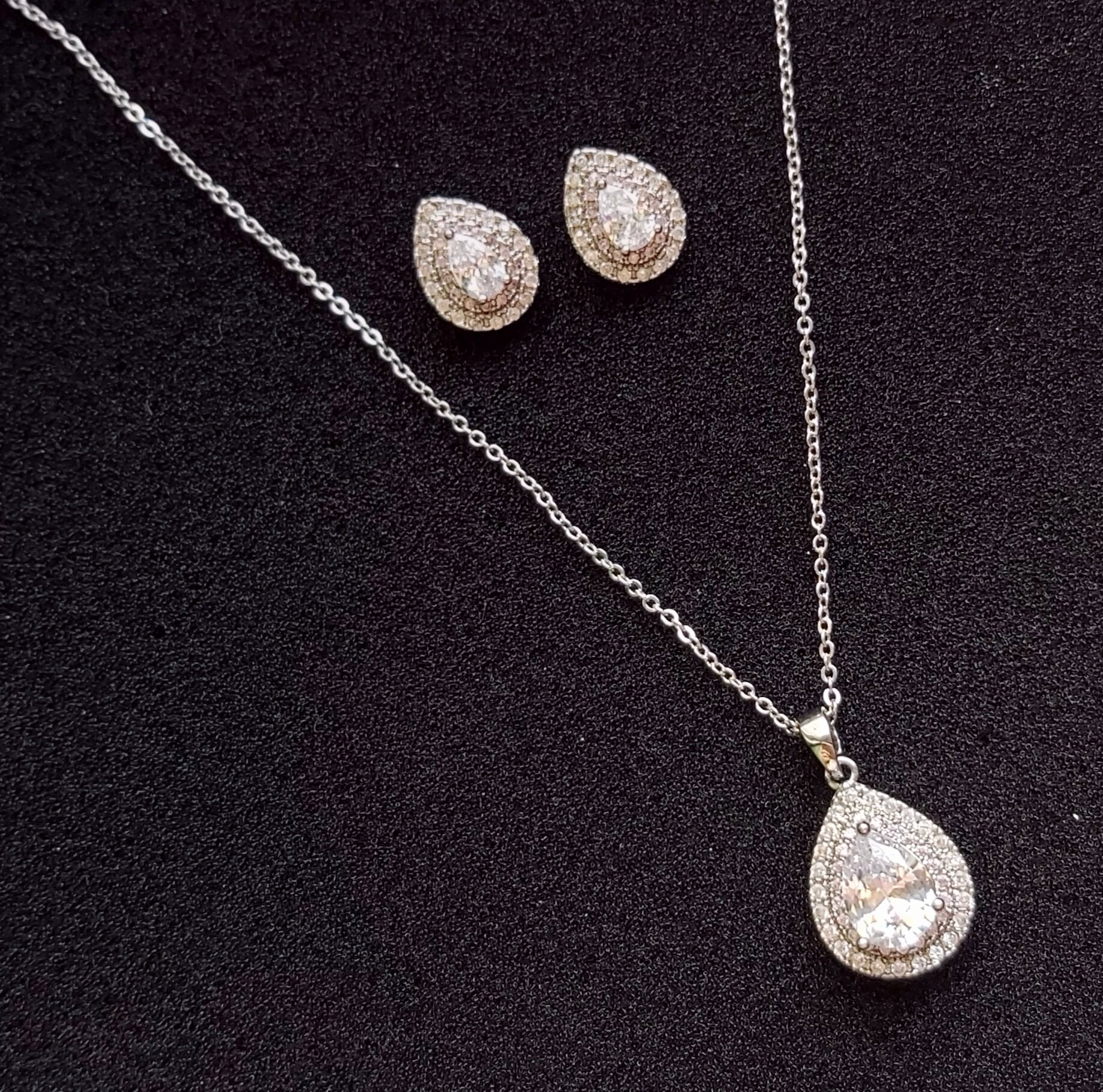 Комплект бижутерии GalaArtBiju: цепь, серьги, подвеска, фианит