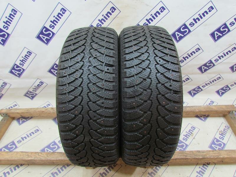 Комплект (2 шт) Cordiant Sno-Max 215 60 R17 зимние шипованные БУ шины 5-10% износ , артикул 0010909