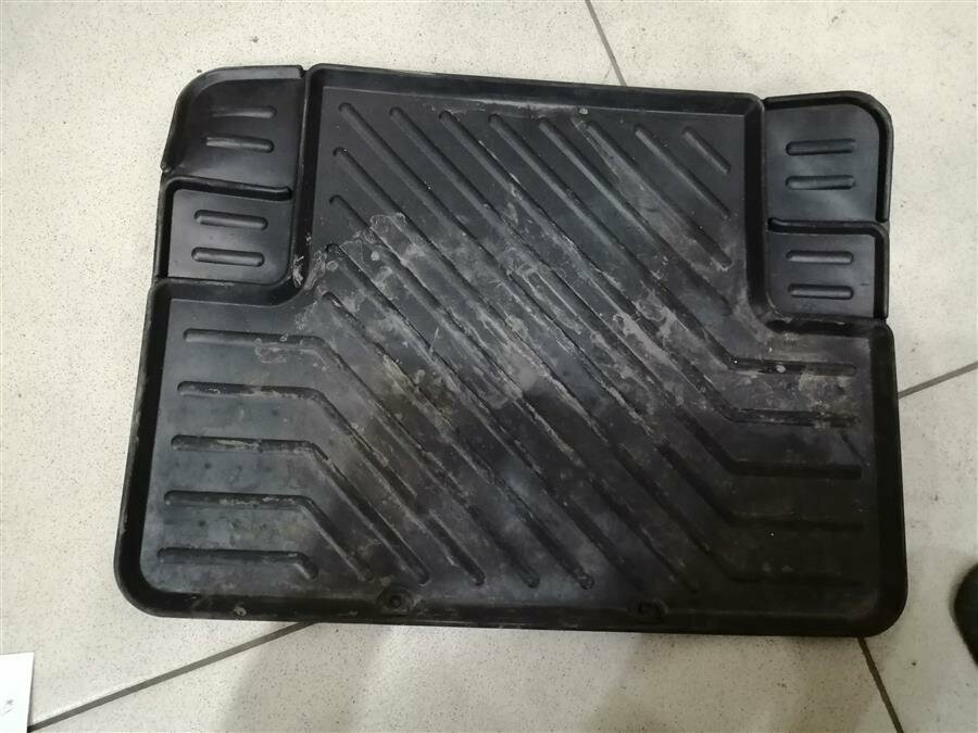 Коврик салона задний правый от Hyundai ix35 2010-2015