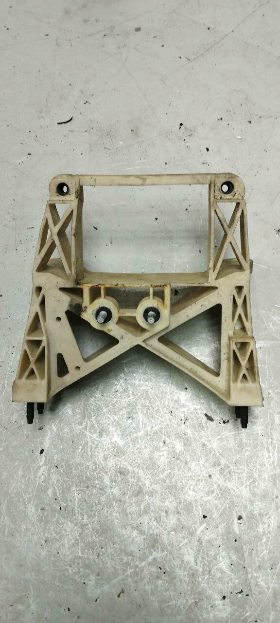 Кронштейн рулевой колонки Dodge Caravan 4 (2000 - 2007) 04860376AA