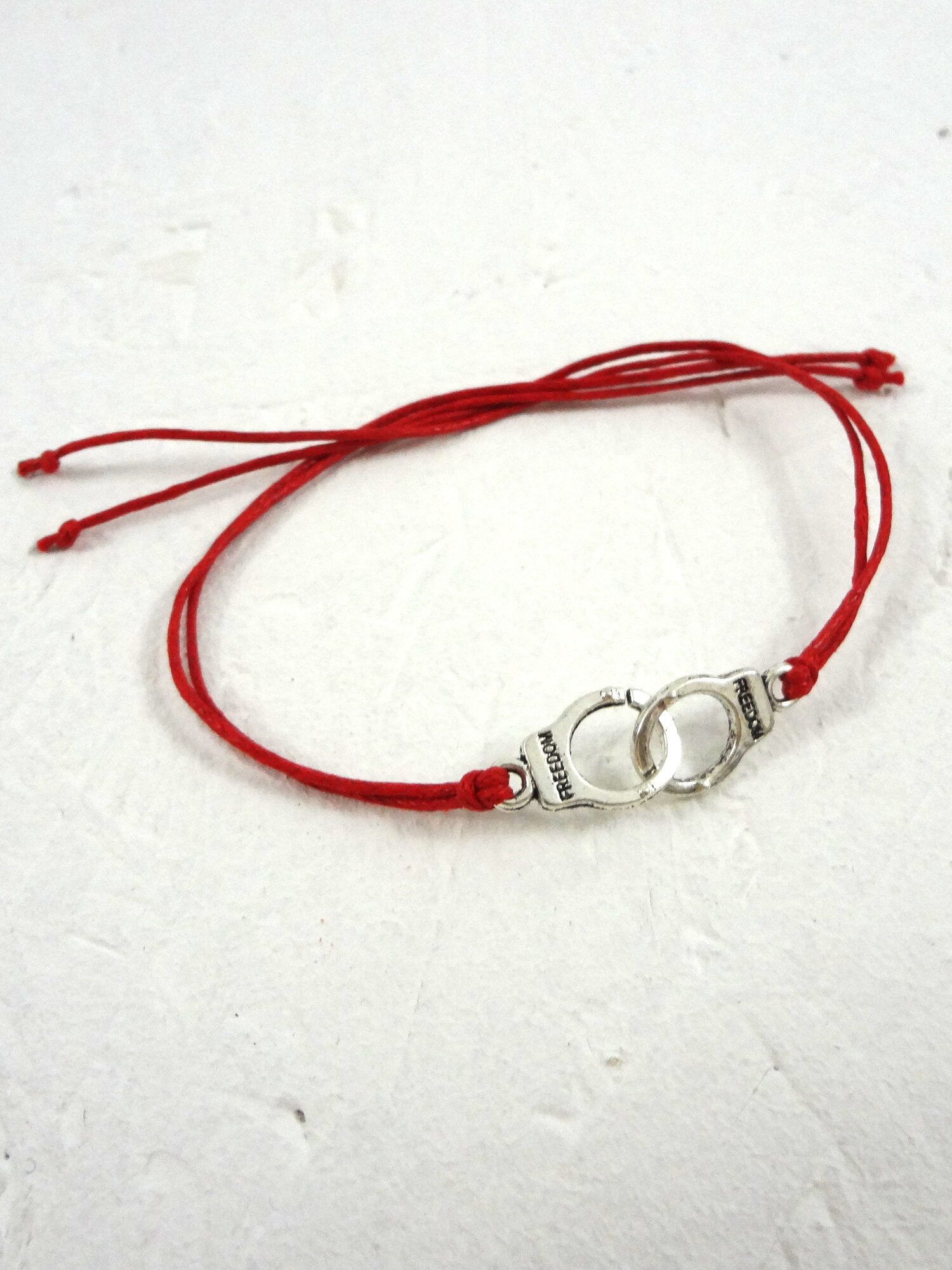 Браслет-нить