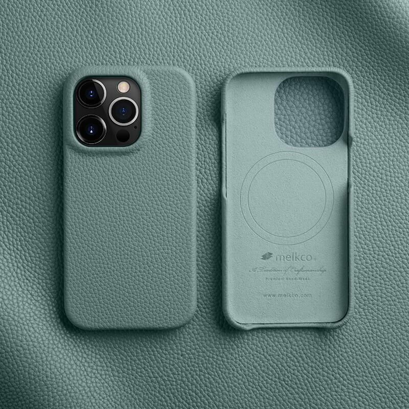 Премиум чехол MyPads для iPhone 14 Pro MagSafe