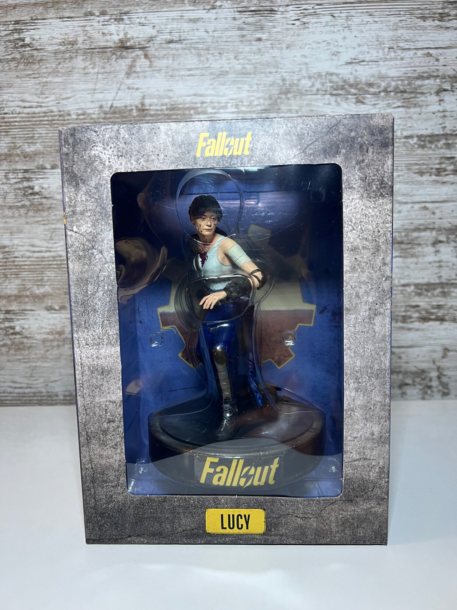 Фигурка Люси, Фоллаут, Lucy, Fallout, 20 см от Dark Horse, 15+