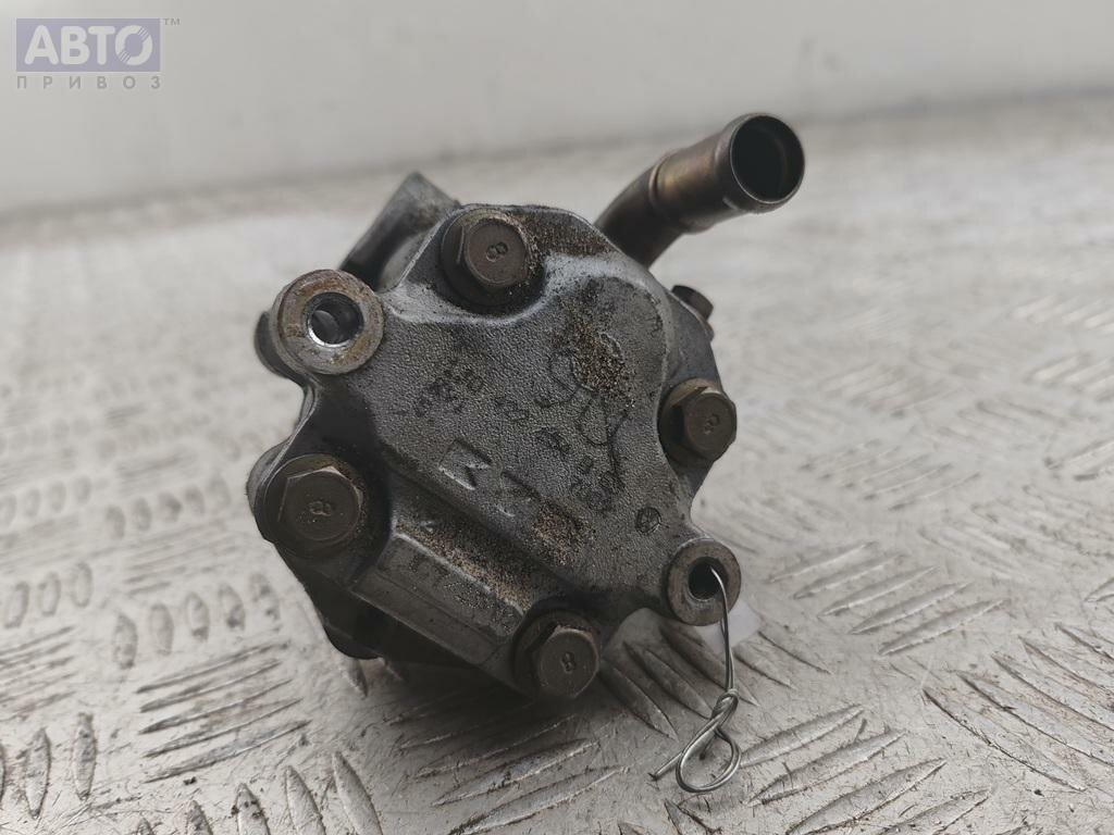 Насос гидроусилителя руля Volkswagen Golf-4