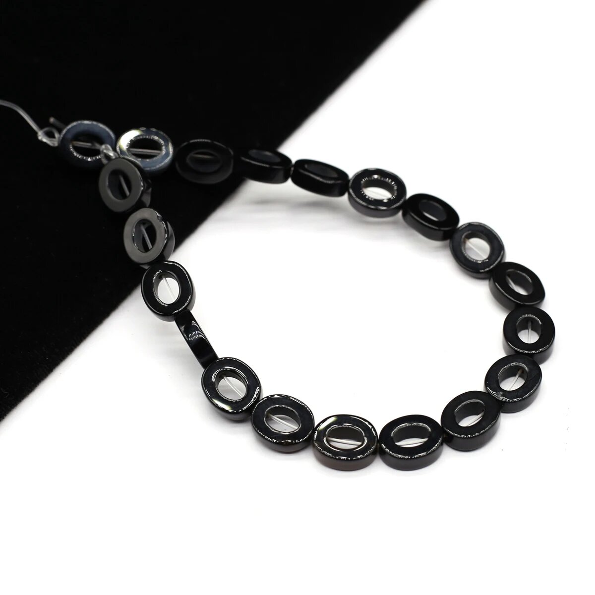 Натуральный камень, овальные бусины, браслет из бисера Черный, Black Agate