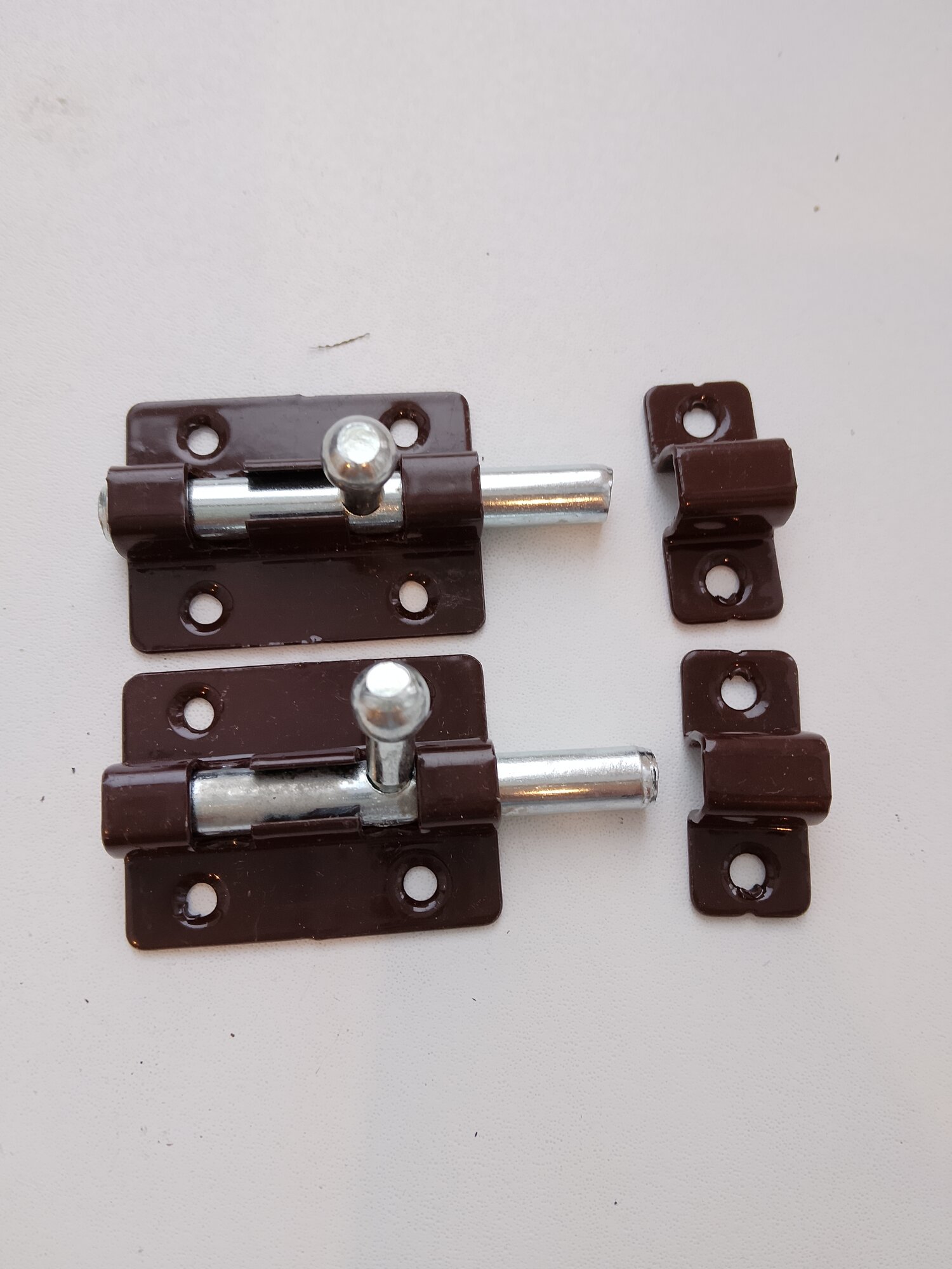 Шпингалет ЗТ- 4 коричневый , в комплекте 2 штуки.