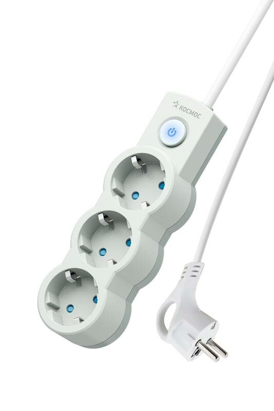 Удлинитель 3х5м ПВС 3х0.75 с защ. шторк. с заземл. IP20 с выкл. 220В 10А 2200Вт бел. Космос YKsm5m-3g-Z-V10A-W