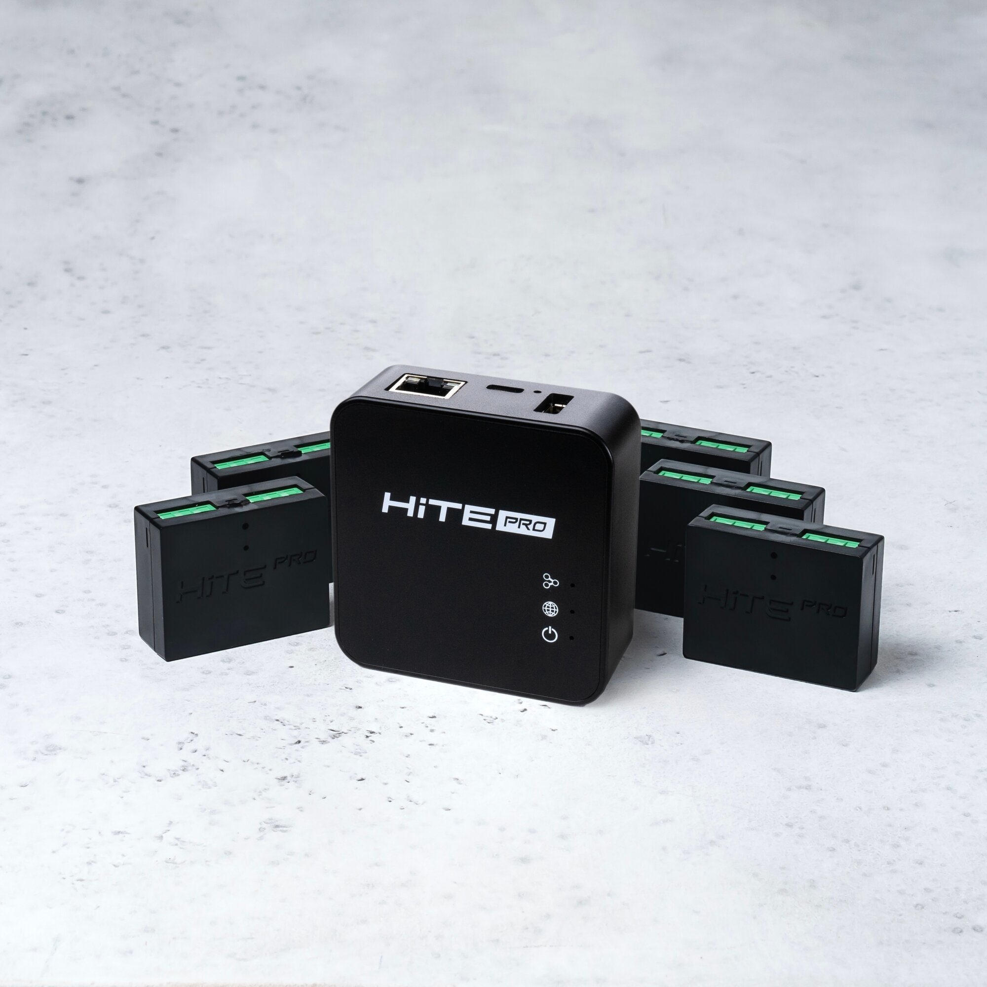 Комплект HiTE PRO Умный свет без ремонта на 2 комнаты (7 линий)