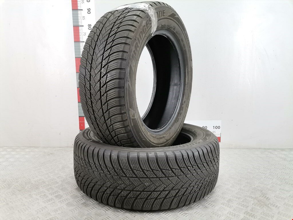 Шины Audi A6 C8 225/60R17 арт. 2216324