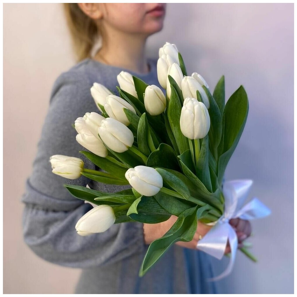 Букет Well Flowers "Тюльпан", круглый, 15 тюльпанов, высота 45 см свежий букет цветов