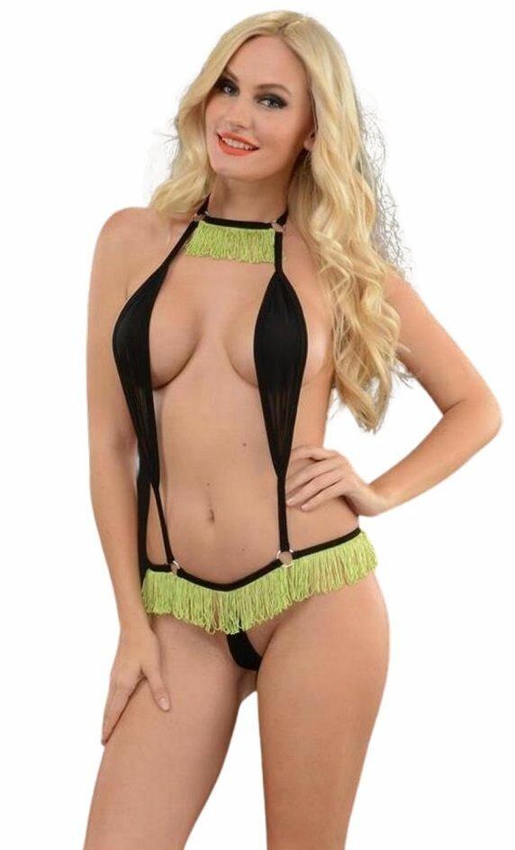 Оригинальное боди с зеленой бахромой на шее и бёдрах. Цвет - черный с зеленым. Производитель - La Blinque