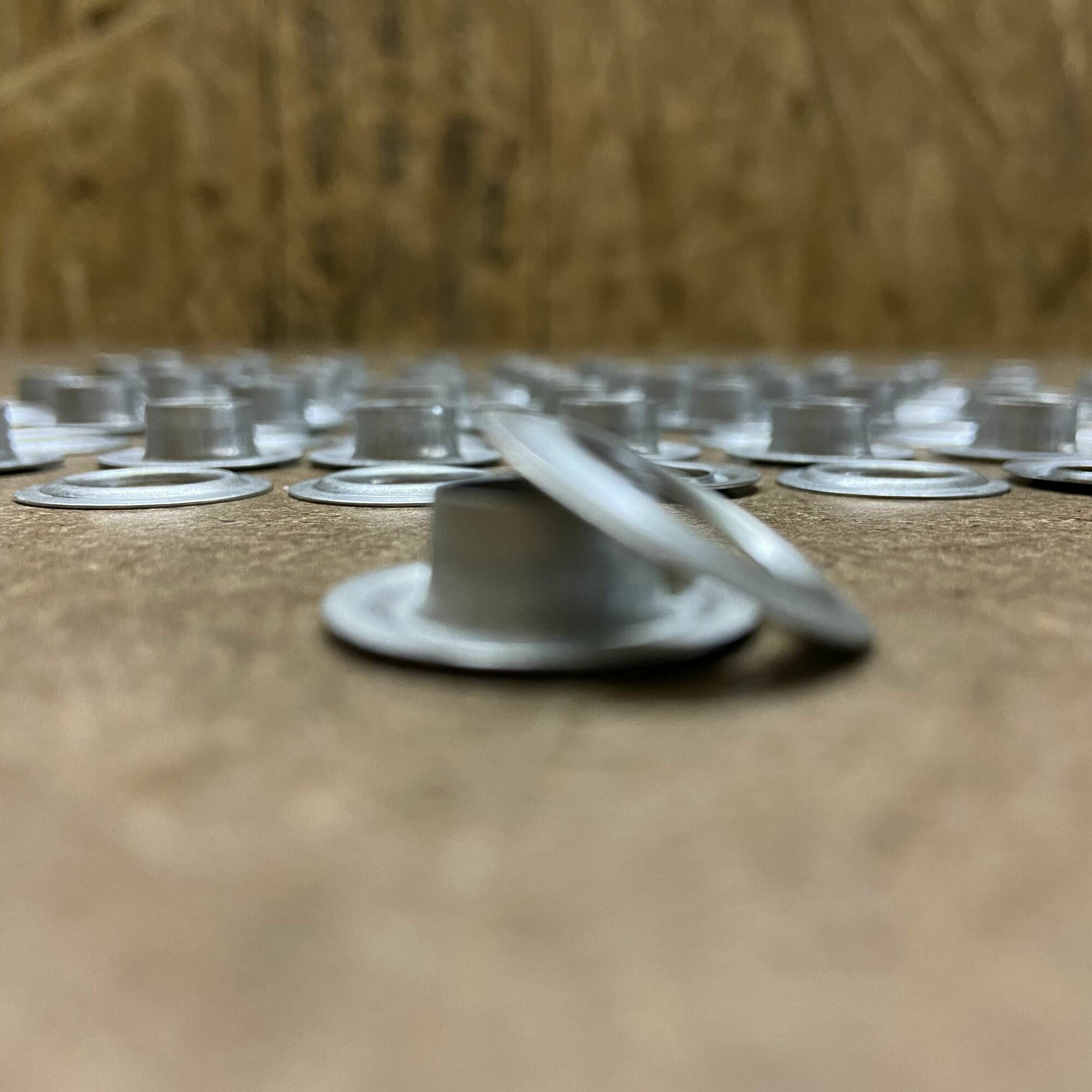 Люверсы оцинкованные (50 шт) 10х20 мм 9203