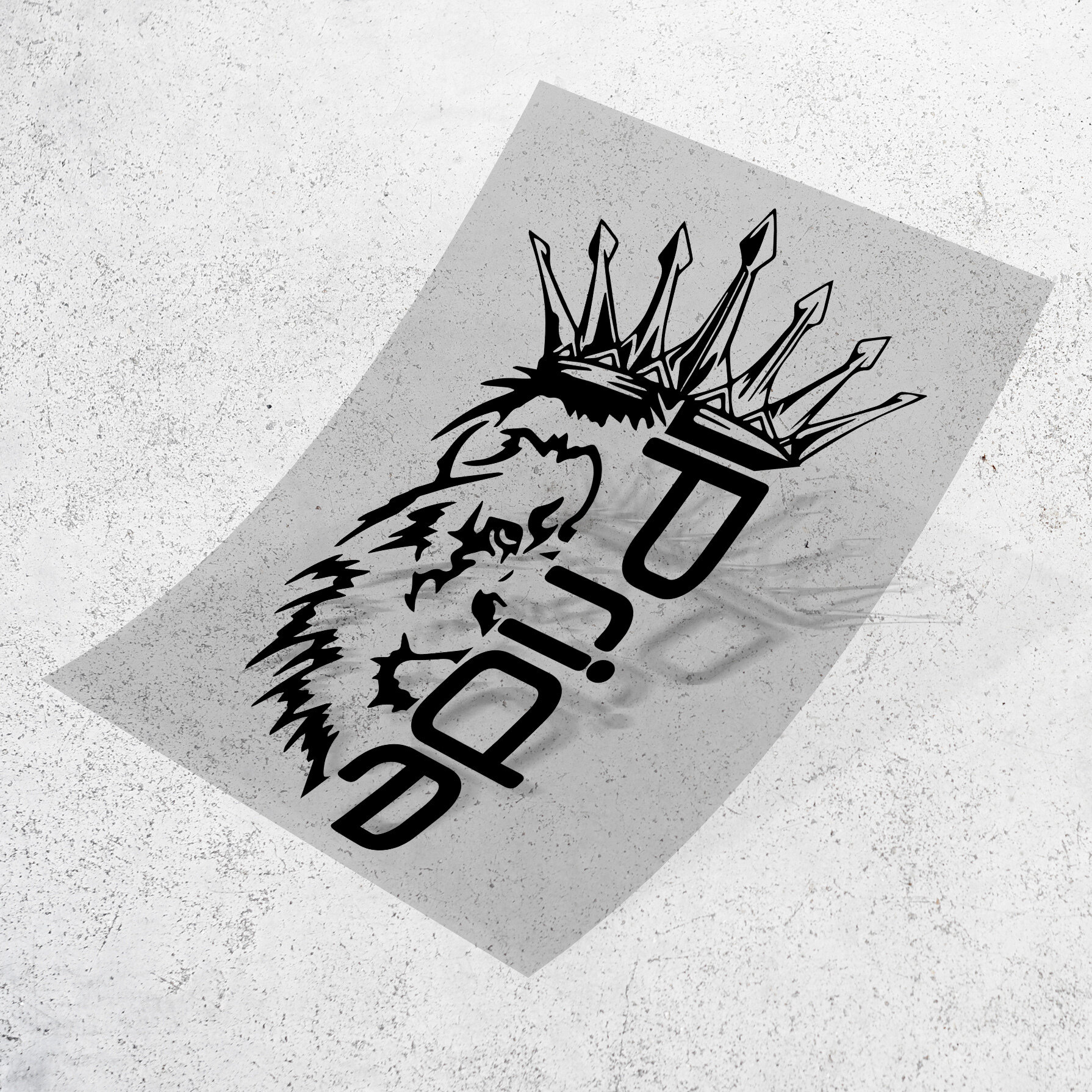 Прайд наклейка со львом. Наклейка Pride на машину 20x15