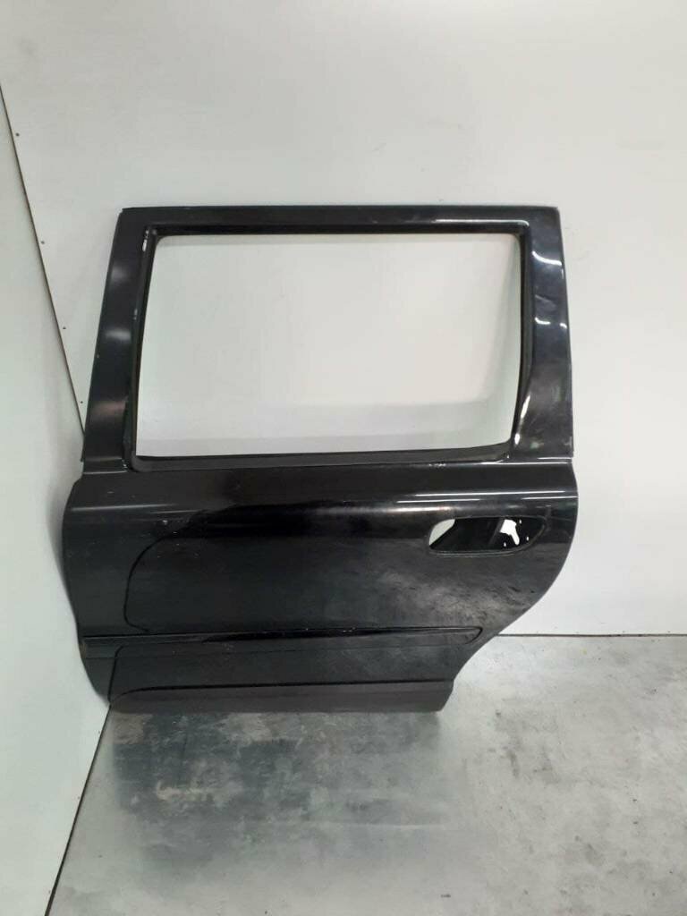 Дверь задняя левая Volvo V70 XC 2000