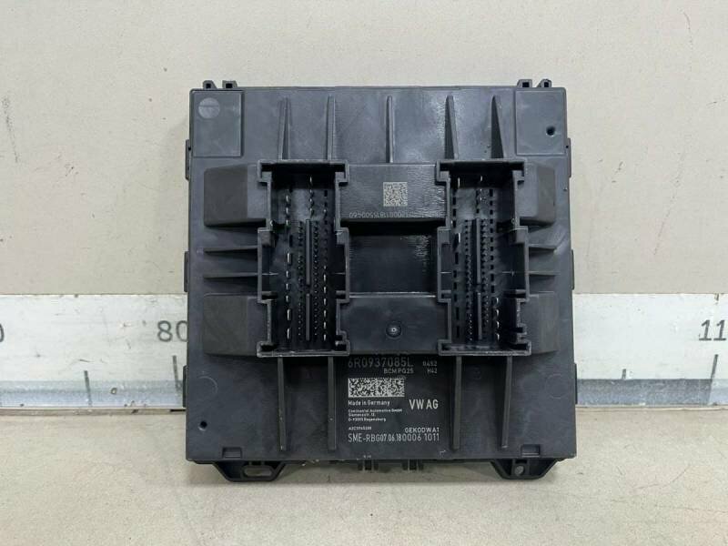 Блок комфорта Volkswagen Polo Sed RUS 2011 кат.номер: 6R0937085L