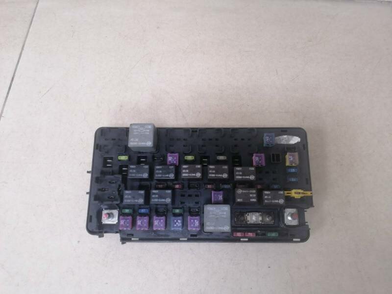 Блок предохранителей SsangYong Actyon 2005-2012 кат.номер: 8239031053